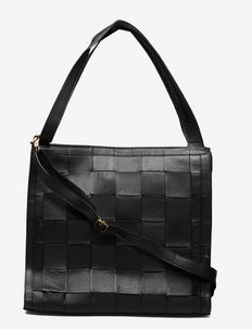 Vesker | Finn din nye veske blant kjente merker | Boozt.com