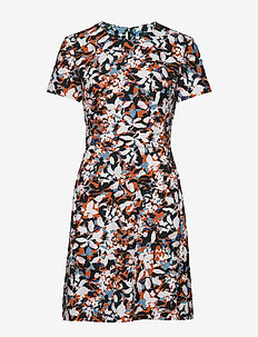 French Connection - Stilsikre kollektioner online - Boozt.com