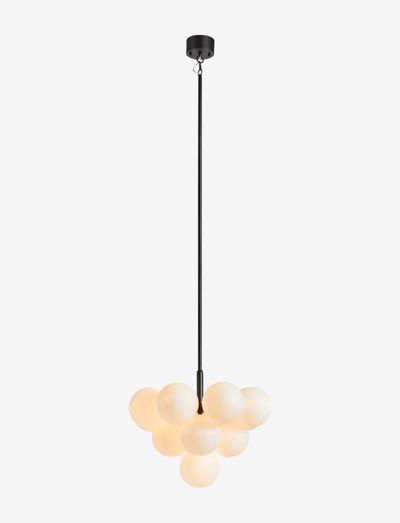 Køb stilfuld belysning til hele hjemmet online på Boozt.com