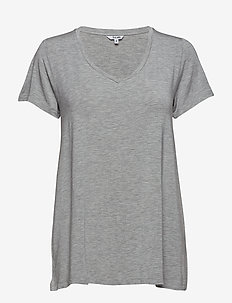 mbyM | Stort utvalg av de seneste nyhetene | Boozt.com