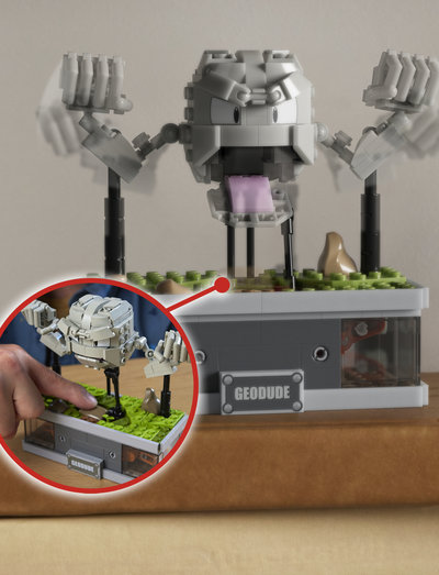 Mega Pokémon Mini Motion Geodude Building Kit With Motion (354 Pieces ...