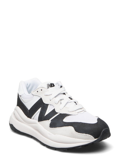 New Balance New Balance 57/40 (Sandstone) – 1050 kr – Booztlet.com
