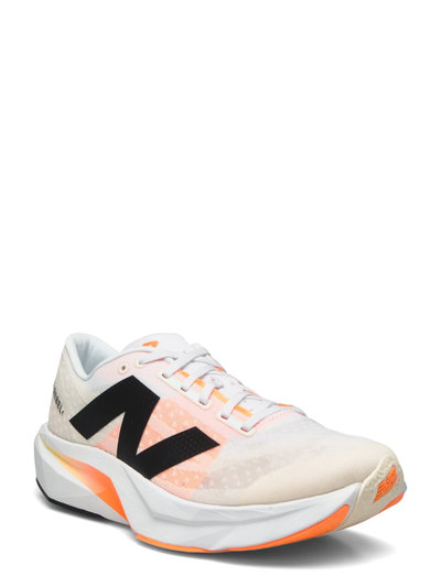 New Balance New Balance Fuelcell Rebel V4 (White) - 160 € | Boozt.com