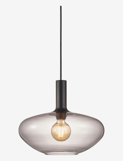 Køb stilfuld belysning til hele hjemmet online på Boozt.com