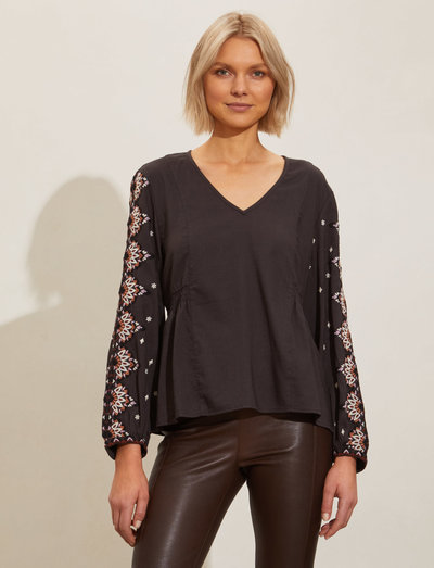 Odd Molly - Shoppa de vackra kollektionerna - Boozt.com