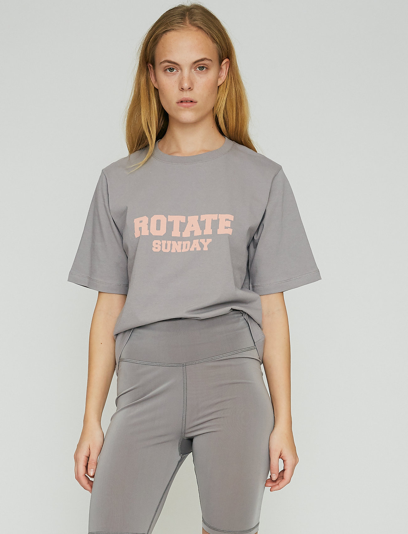 ROTATE Birger Christensen Aster T-shirt (Cloudburst) - 450 kr | Boozt.com