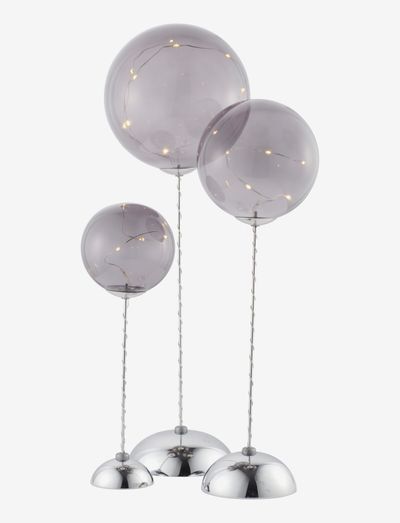 Køb stilfuld belysning til hele hjemmet online på Boozt.com